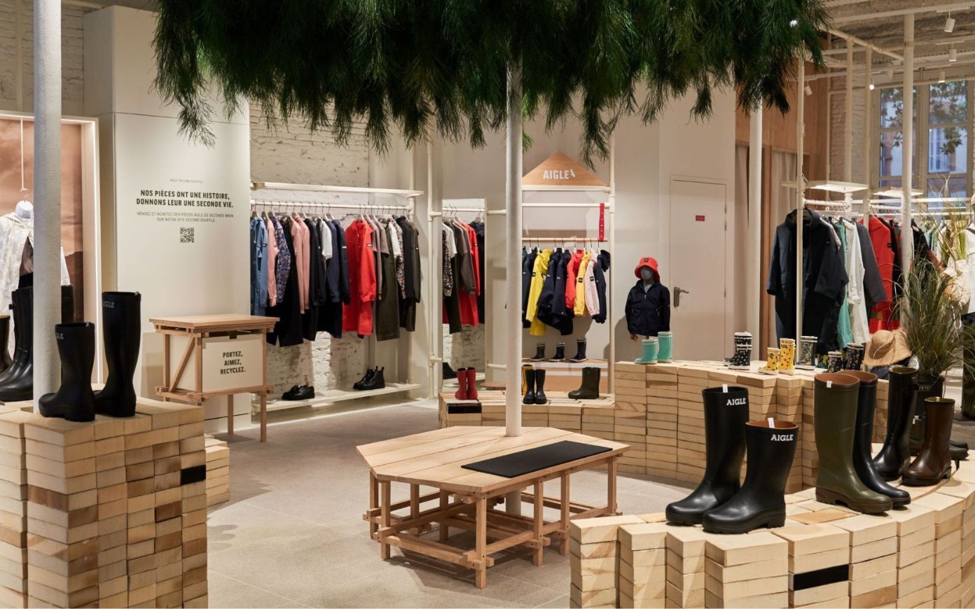 AIGLE dévoile ESCAPE, un concept de magasin qui mêle nature et ...